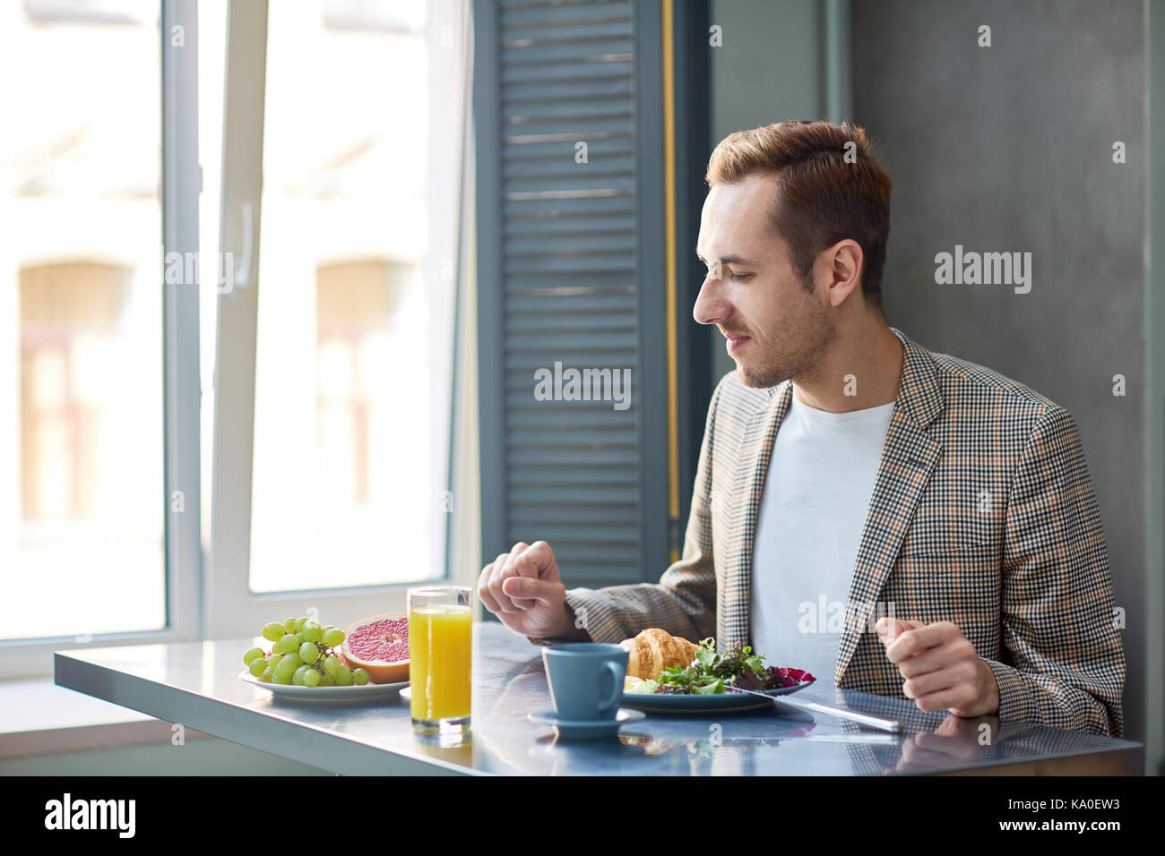 Having Breakfast at Home Stock Photo - Alamy