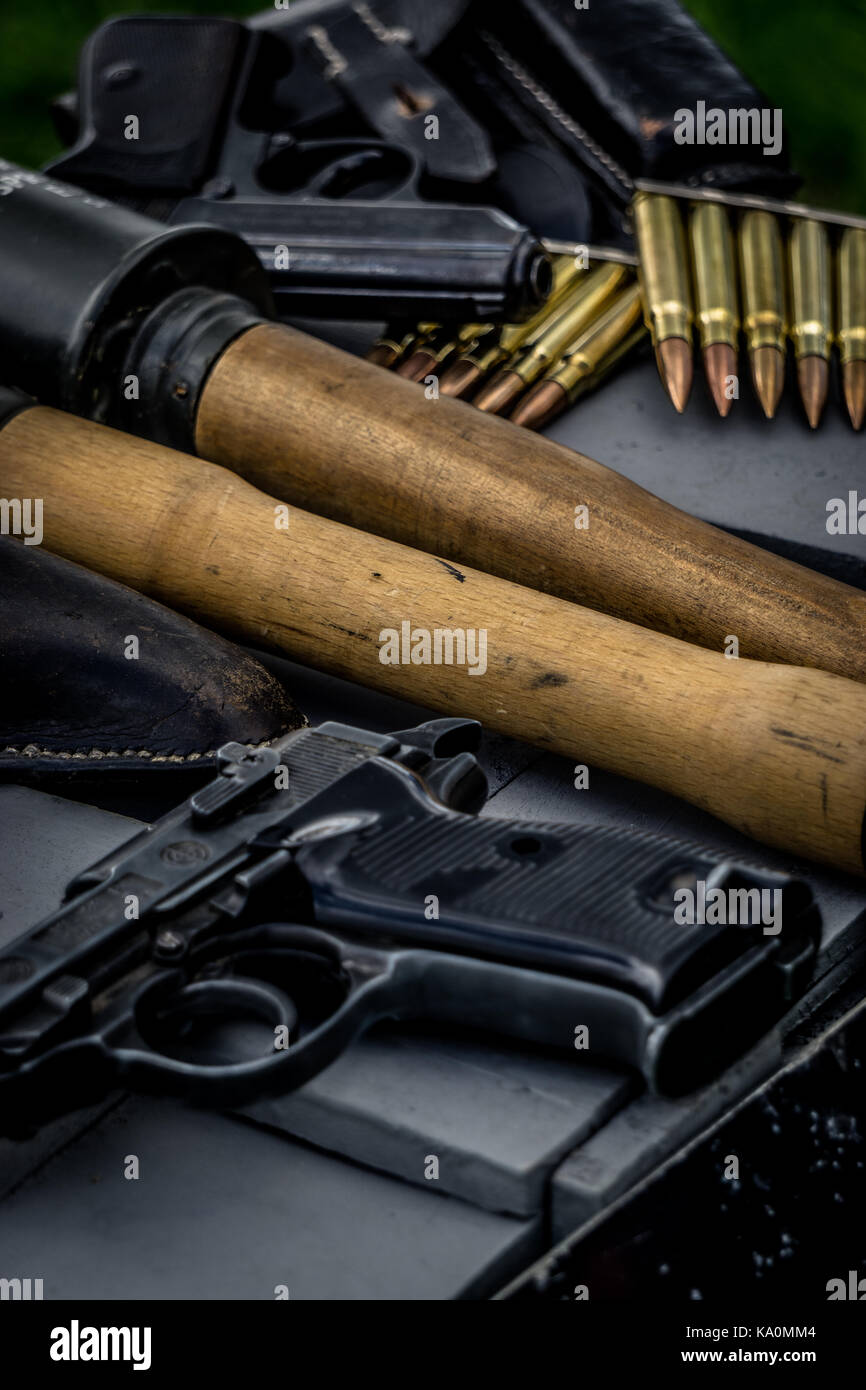 World war ii weapons hi-res stock photography and images - Alamy