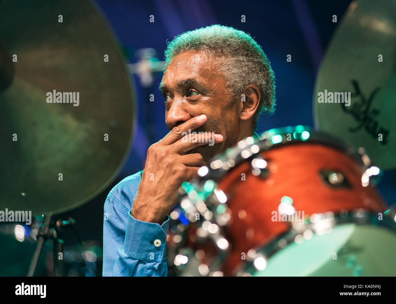 American jazz drummer hi-res stock photography and images - Alamy