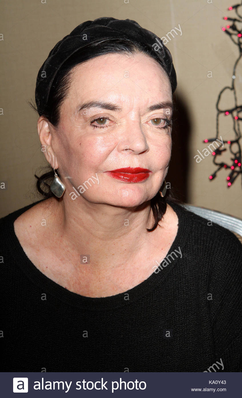 Barbara Steele Stock Photos & Barbara Steele Stock Images - Alamy