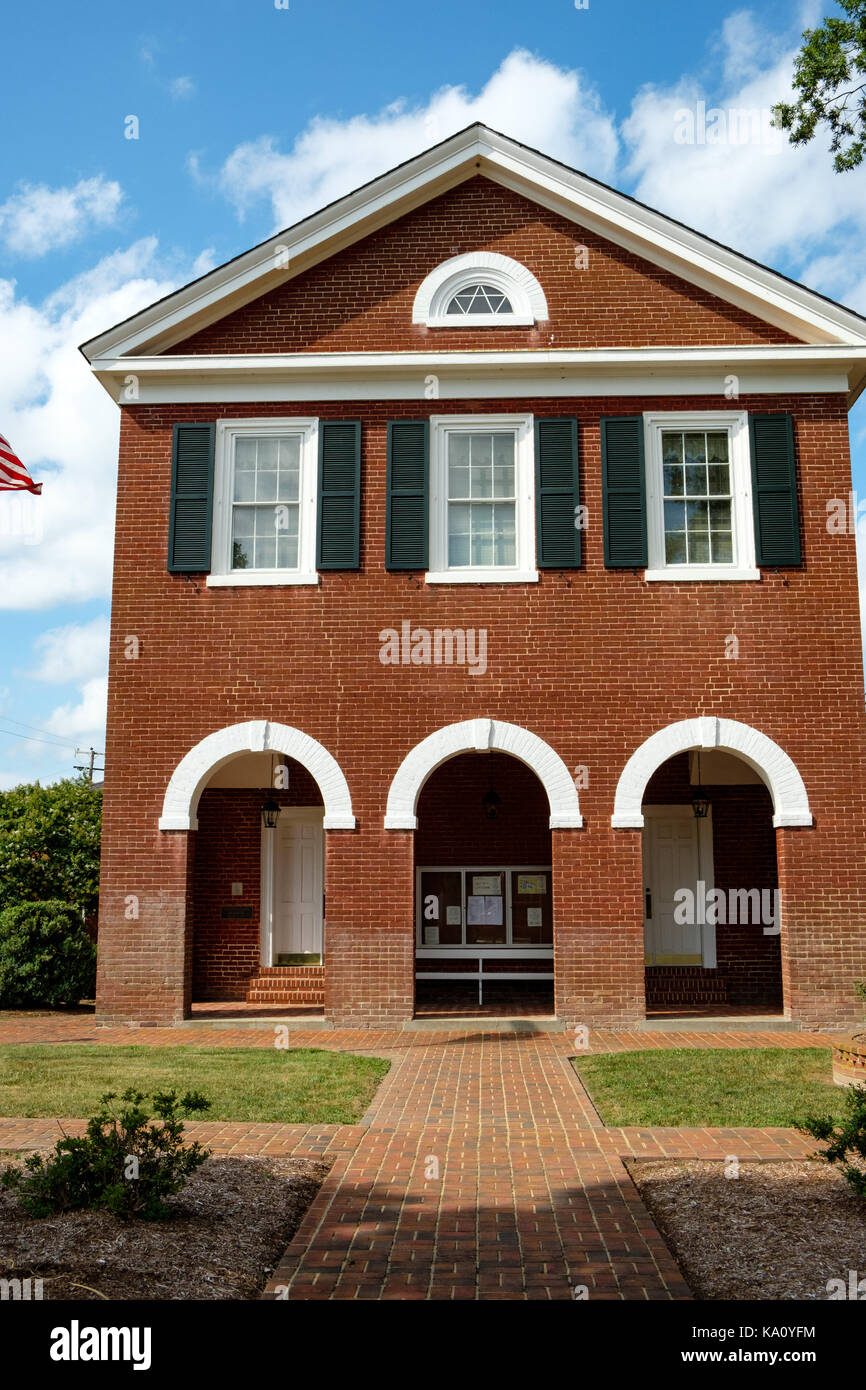 Middlesex County Courthouse, Courthouse Square, Saluda, Virginia Stock ...