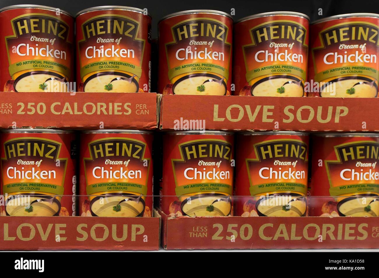Tinned soup heinz hi-res stock photography and images - Alamy