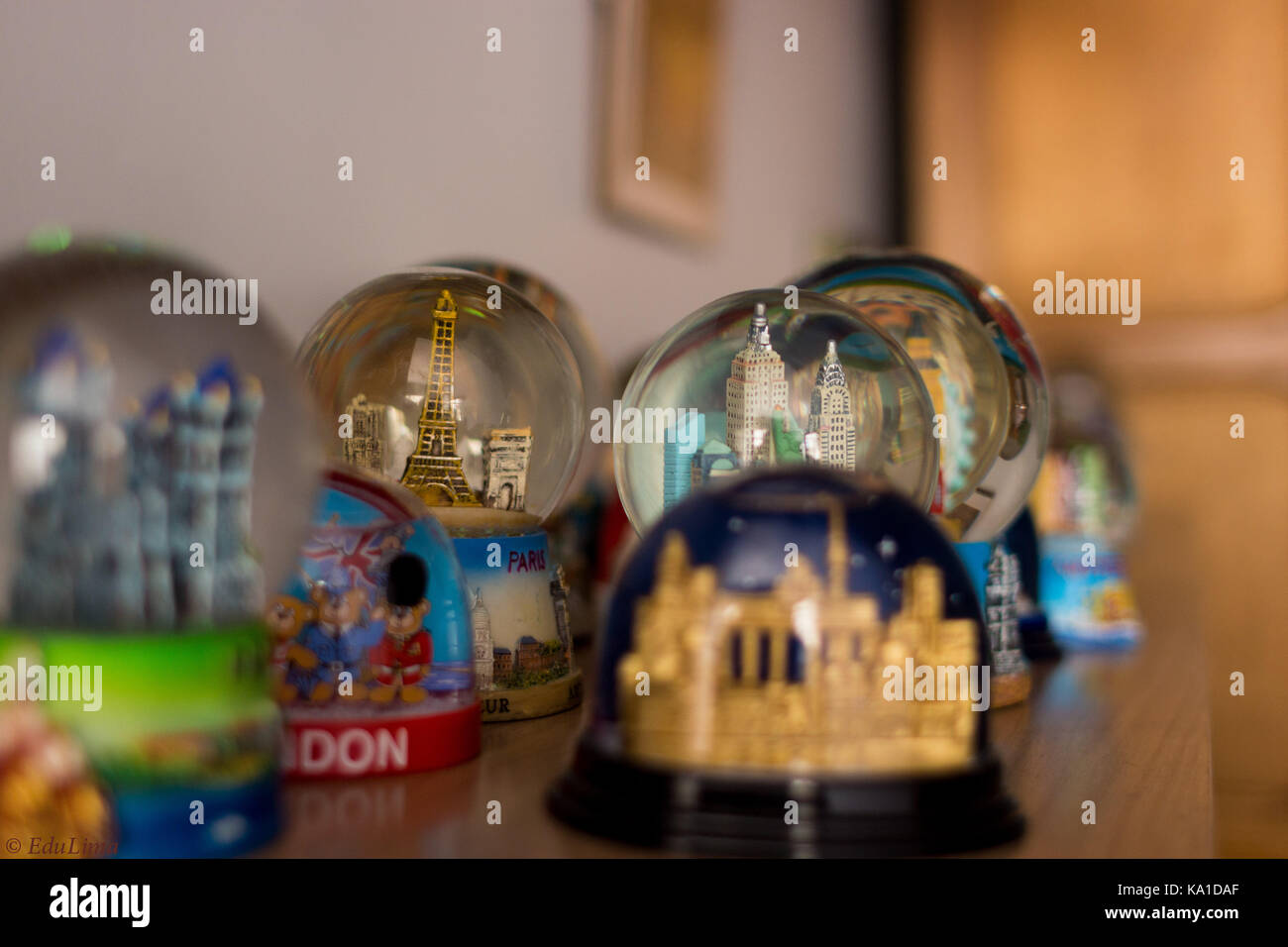 decoration, objects of decoration with a kitsch taste Stock Photo - Alamy