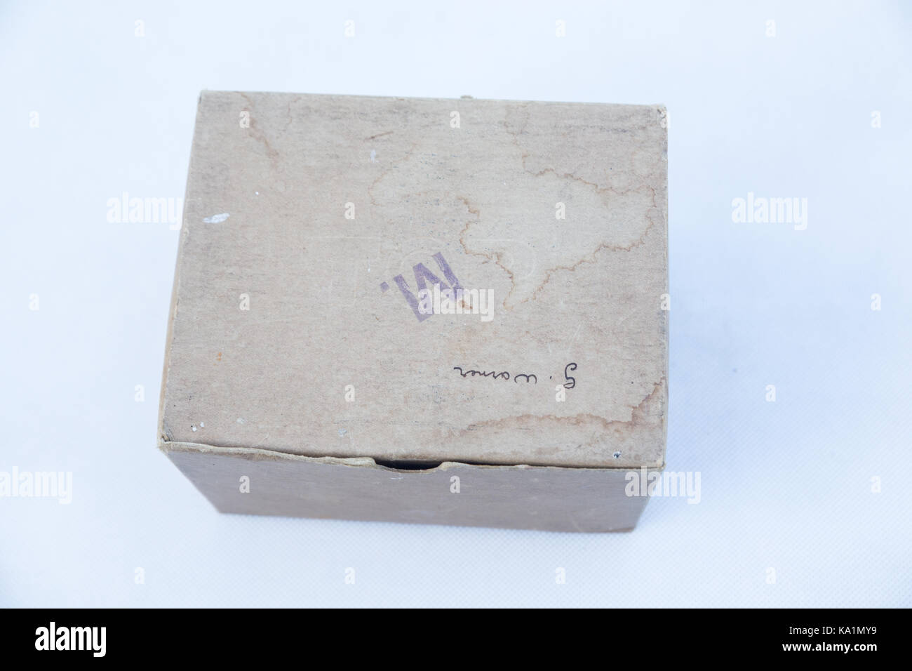 Ww2 gas mask box hi-res stock photography and images - Alamy
