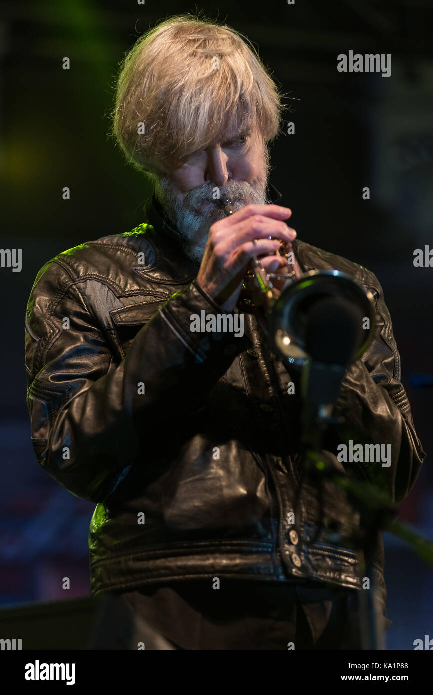 Harrell soul hi-res stock photography and images - Alamy