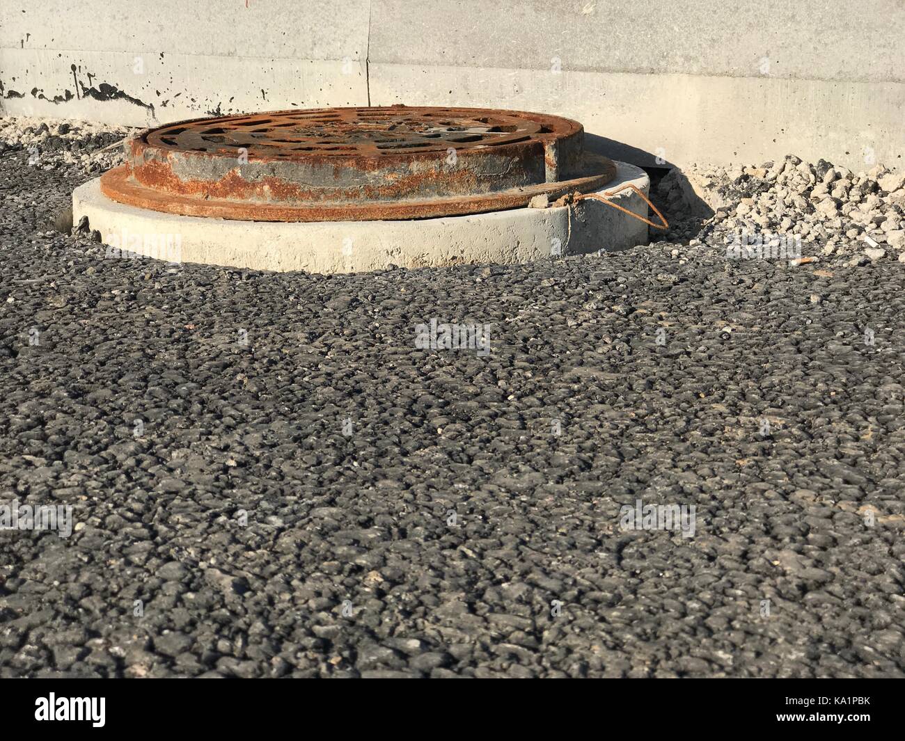 Manhole manholes sewer hi-res stock photography and images - Alamy