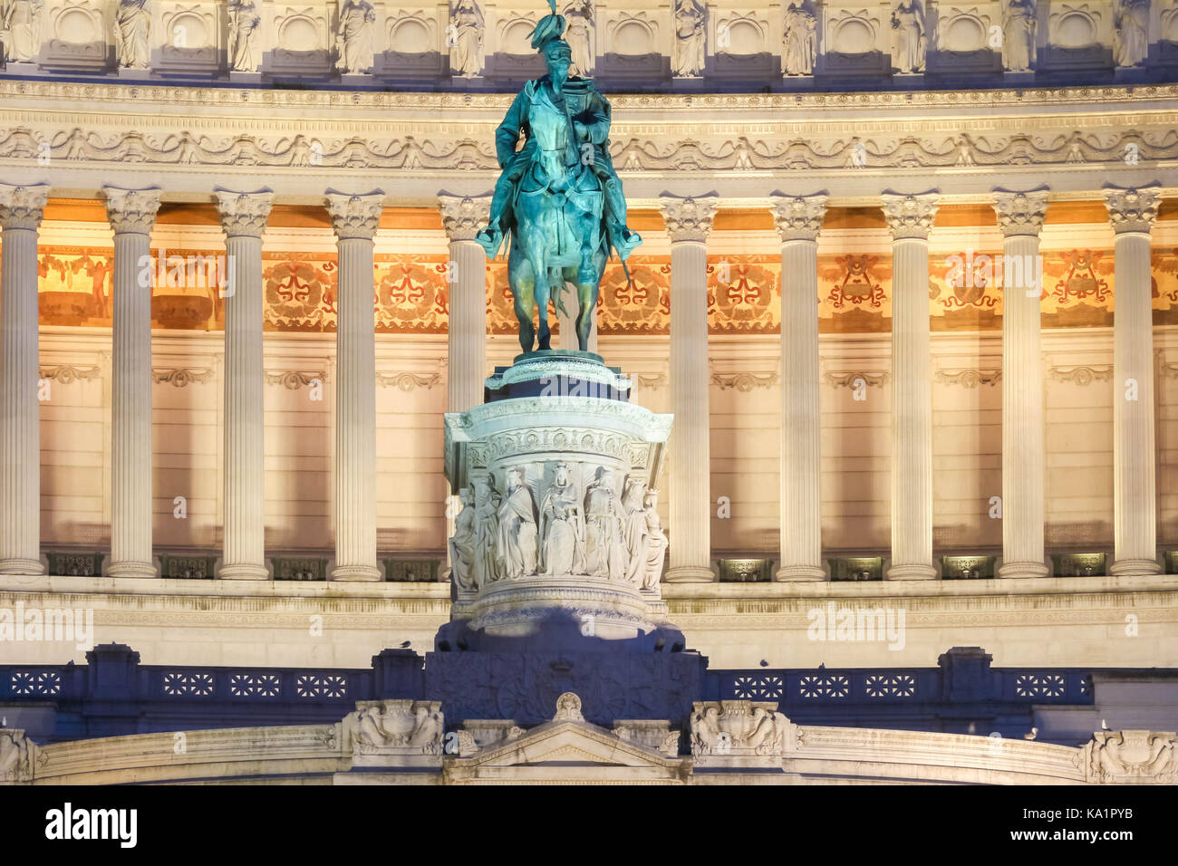 The National Monument to Victor Emmanuel II, Rome, Italy Stock Photo ...