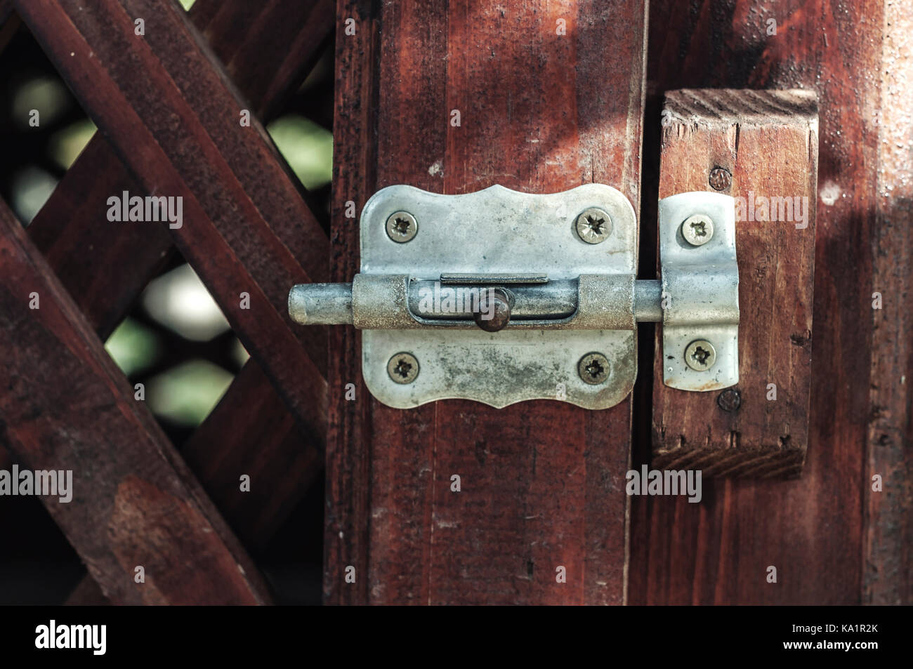 Old lock on the old wood door. Close up Stock Photo - Alamy