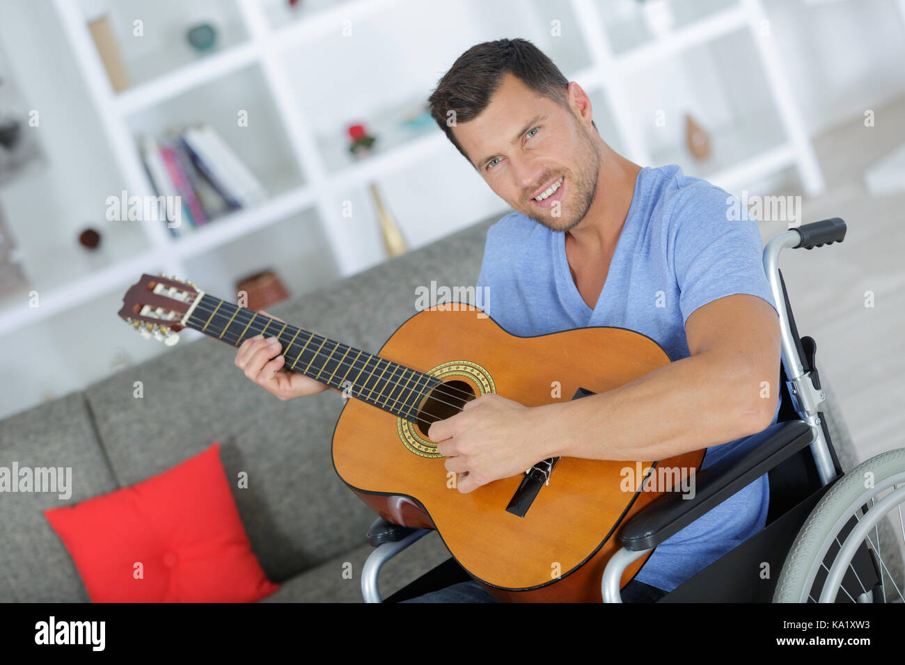 Handicapped musician hi-res stock photography and images - Alamy