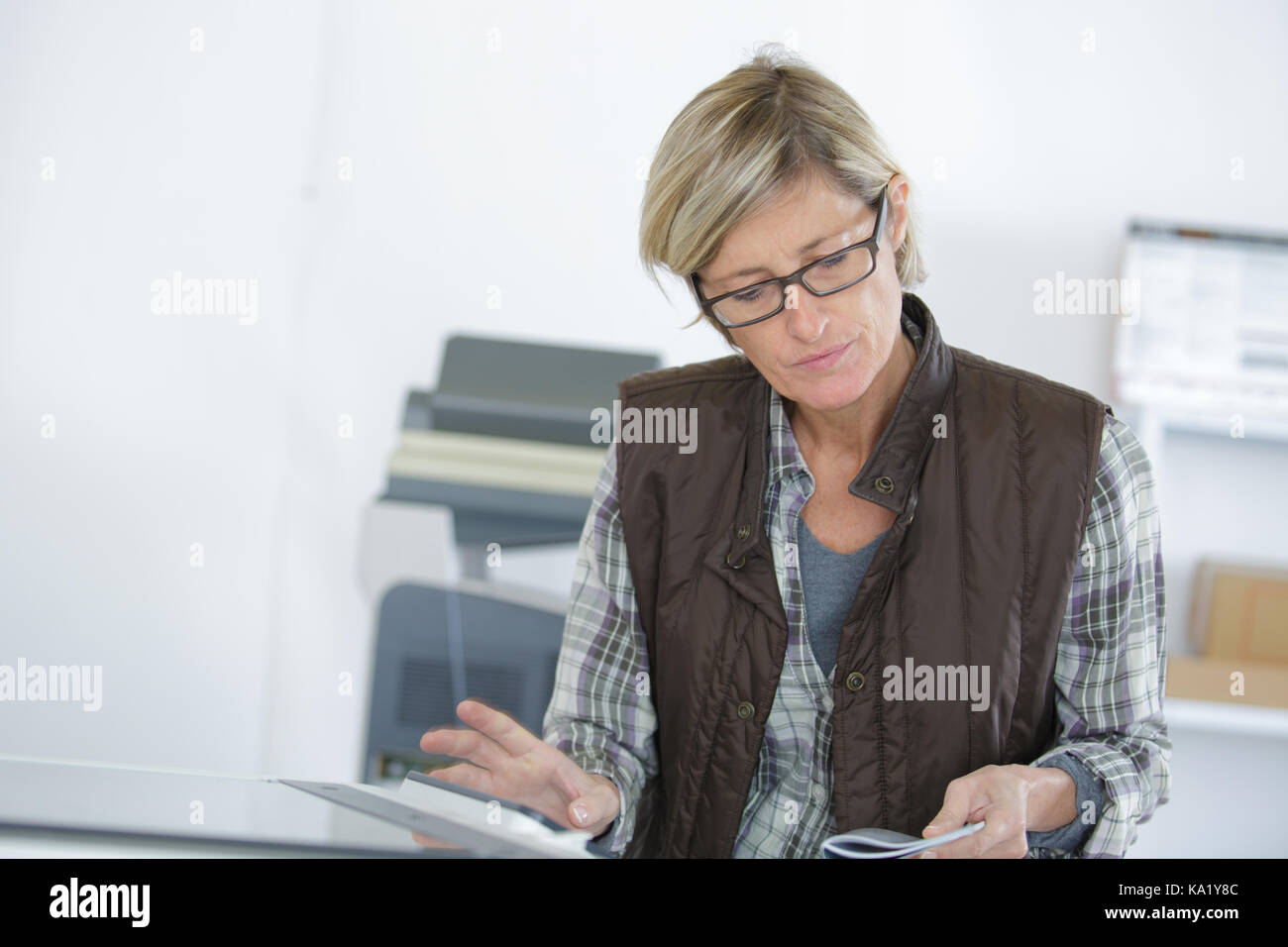 warehouse management counting products Stock Photo - Alamy warehouse management counting products Stock Photo - Alamy