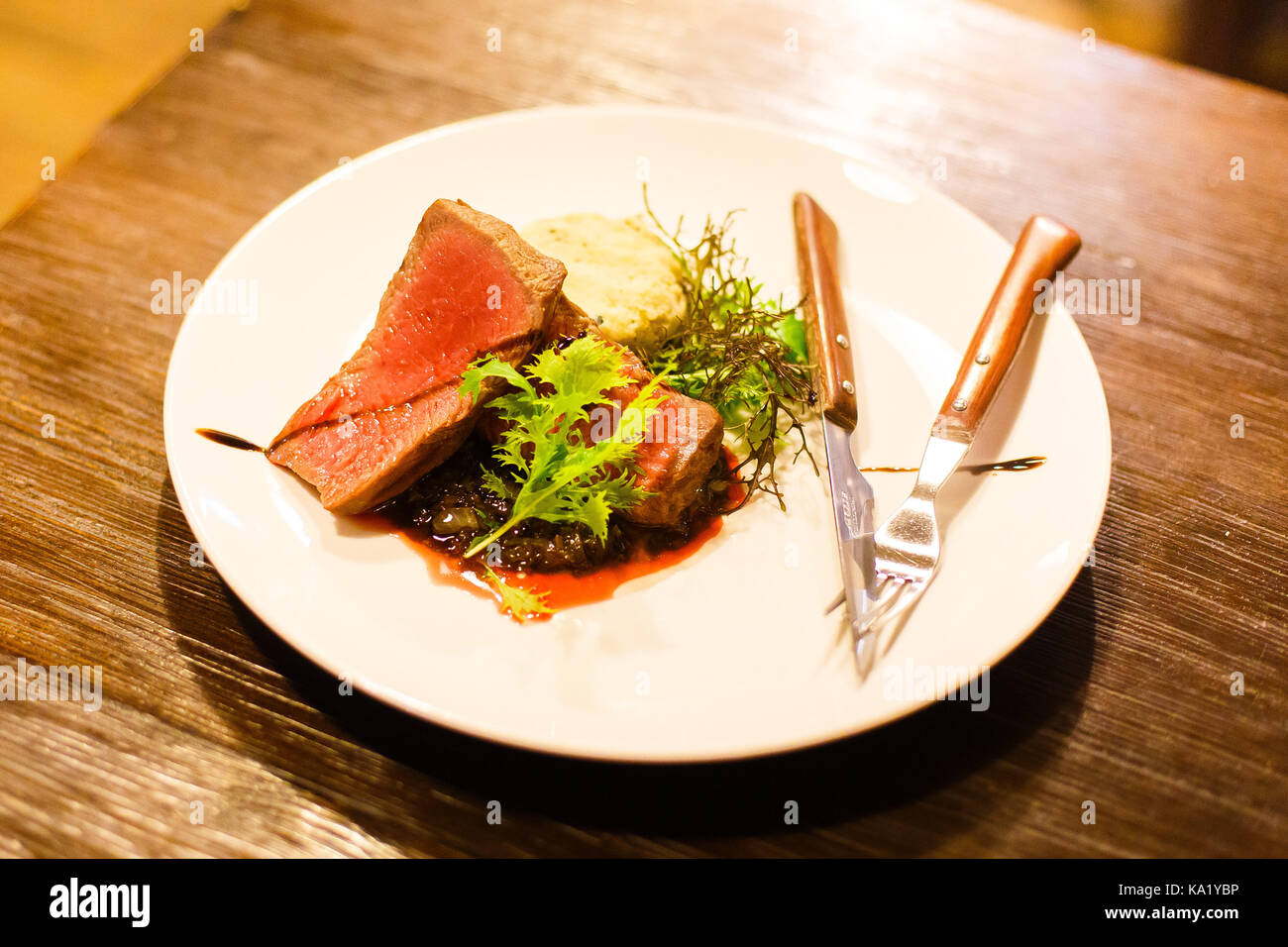 Meat with blood hi-res stock photography and images - Alamy