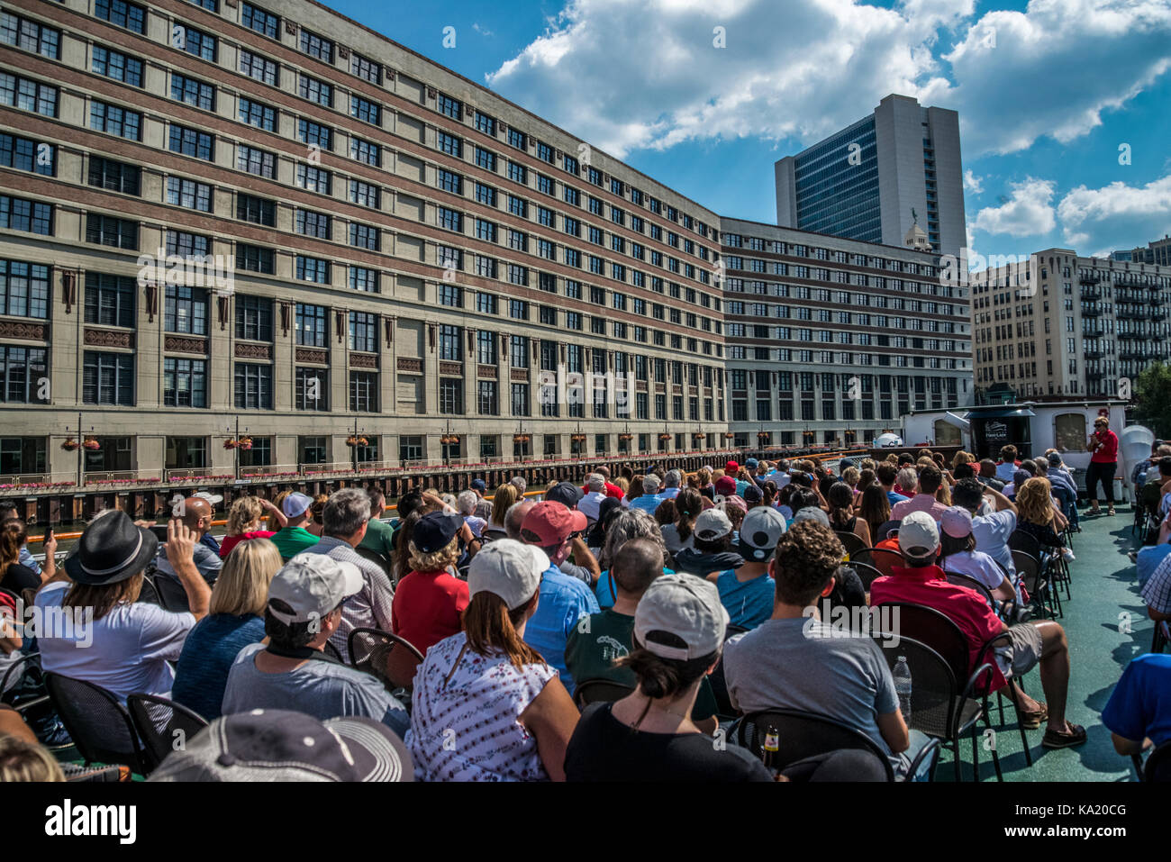600 west apartment building hi-res stock photography and images - Alamy
