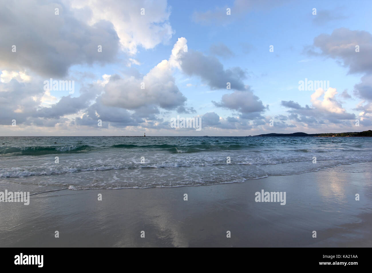 landscape view of peaceful ocean with beautiful sky background Stock ...