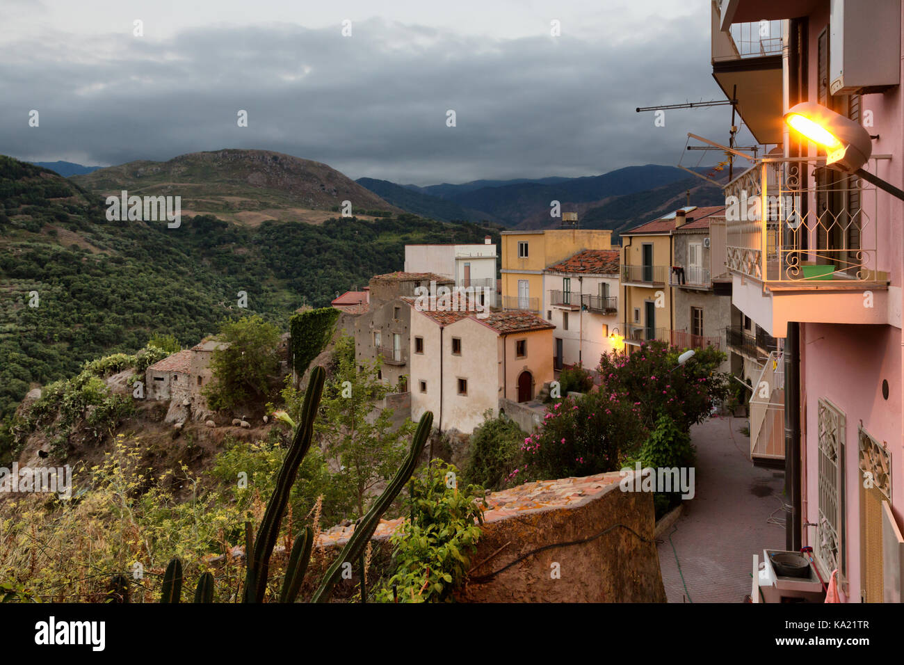 Tour mediterraneo hi-res stock photography and images - Alamy