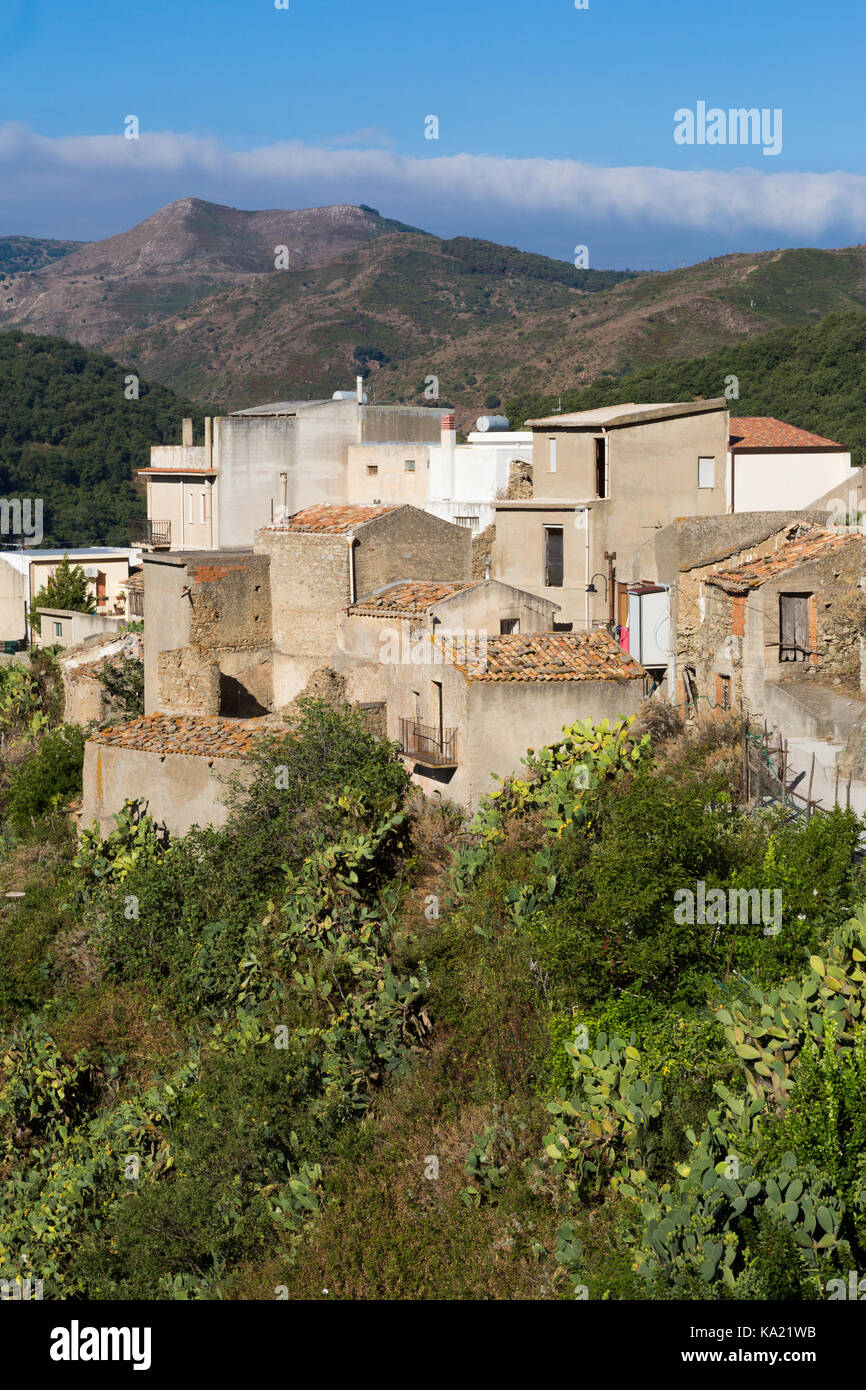Tour mediterraneo hi-res stock photography and images - Alamy