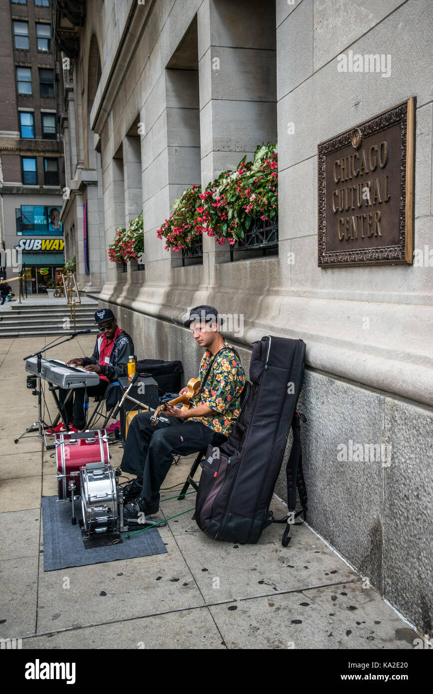 Chicago city street scene Stock Photo - Alamy