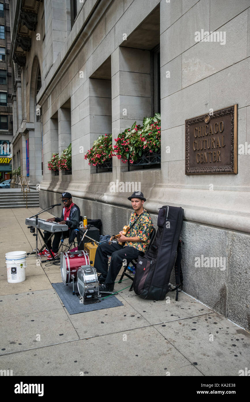 Chicago city street scene Stock Photo - Alamy