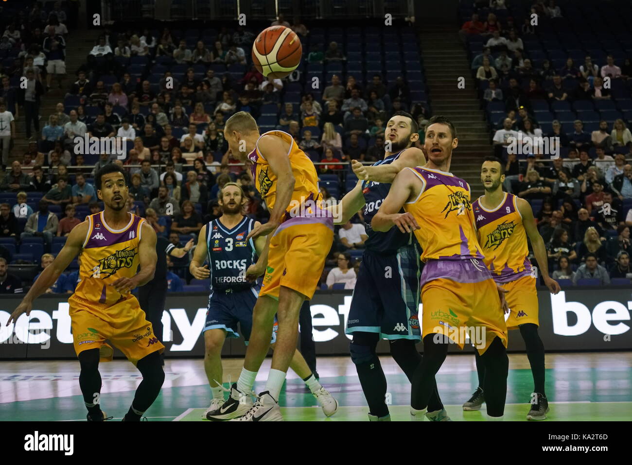 London, England, UK. 24th September 2017. Eight teams challenges each ...