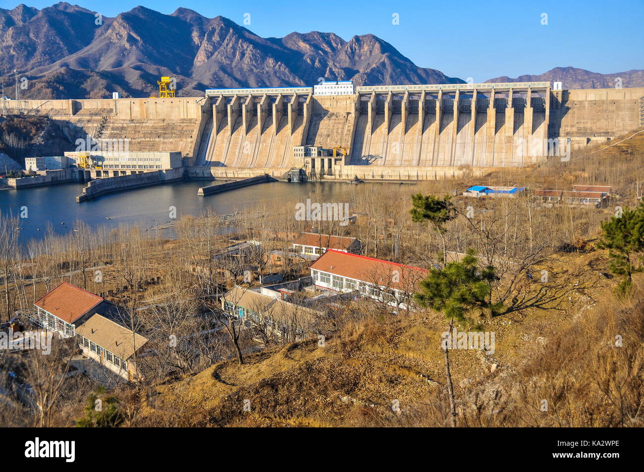 Tangshan, Tangshan, China. 25th Sep, 2017. The Panjiakou Reservoir is ...