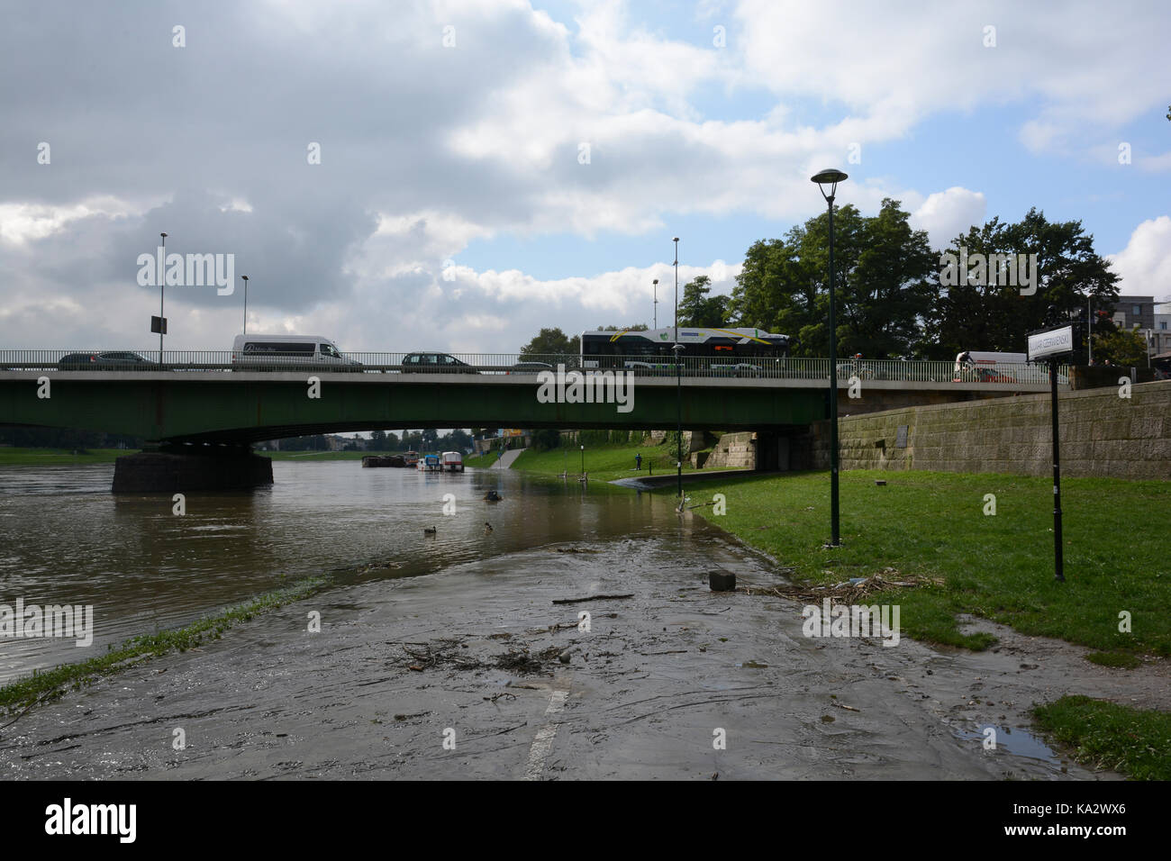 Rain flood flooding floods weather floods hi-res stock photography and ...