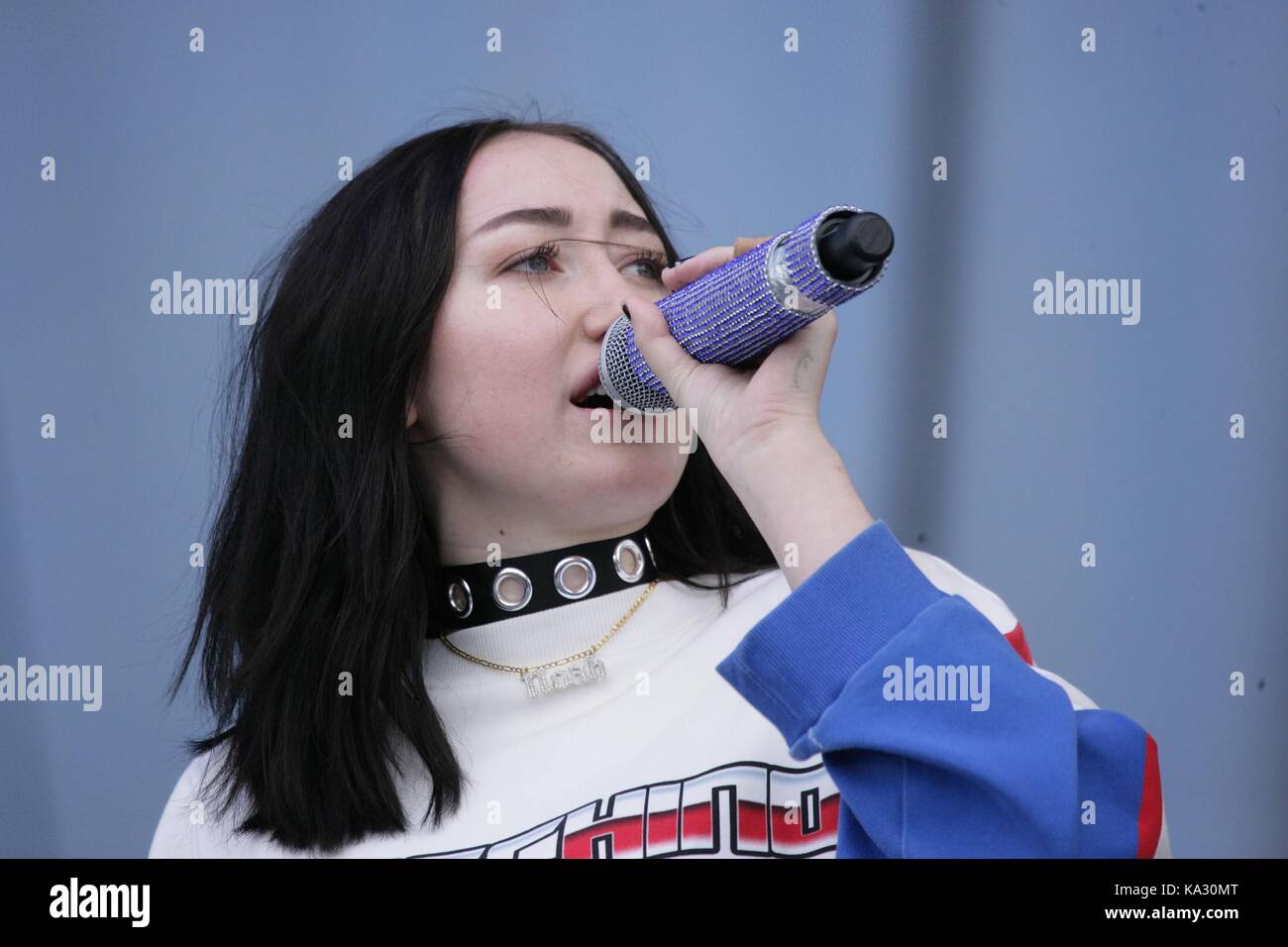 Noah cyrus hi-res stock photography and images - Alamy