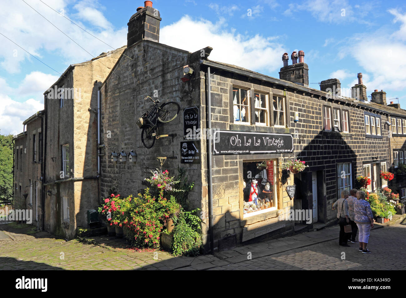 Oh La La Vintage shop, Haworth, West Yorkshire Stock Photo - Alamy