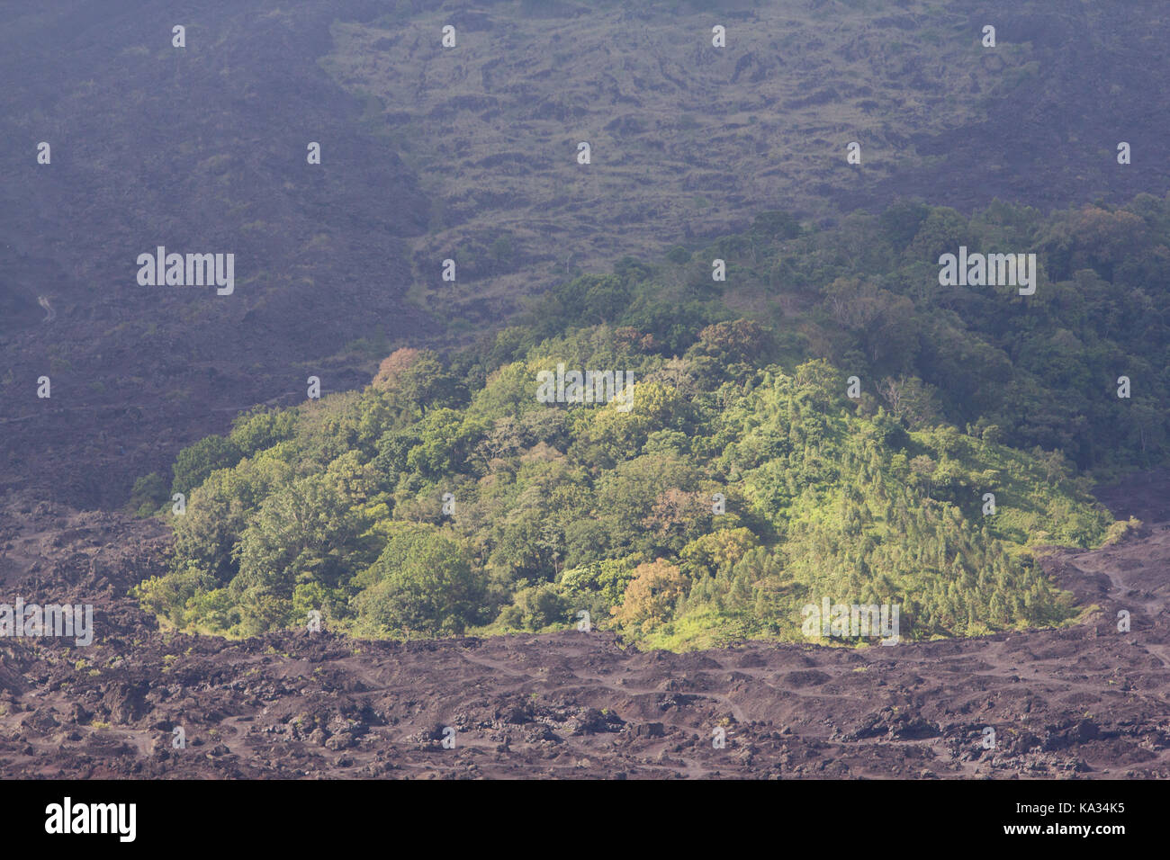 Mount Agung, Bali, Indonesia Stock Photo - Alamy