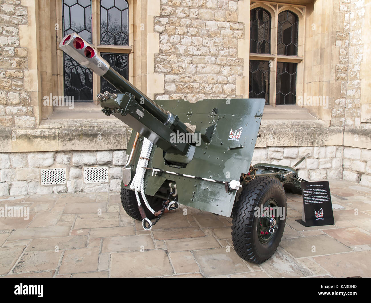 British field artillery hi-res stock photography and images - Alamy