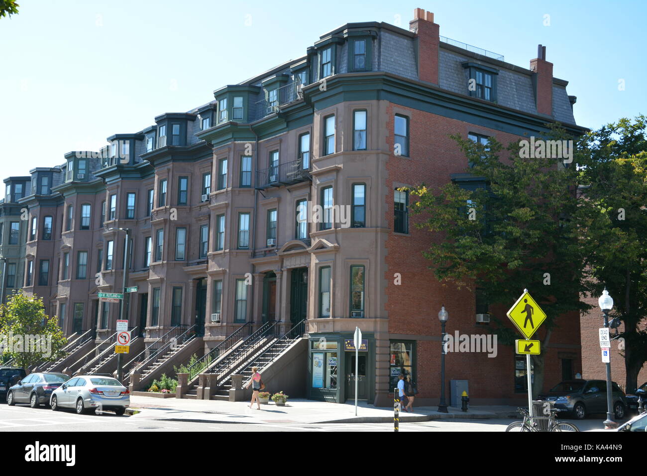 Brick Federal and Victorian Bow fronted Row Houses and historic hotels ...