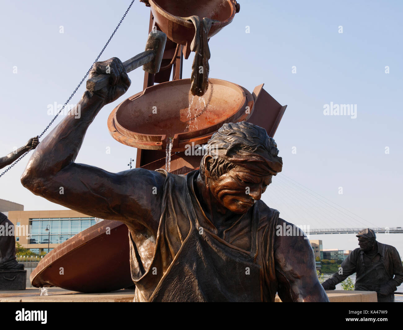 Monument to Labor statue, Omaha, Nebraska. Matthew J. Placzek sculptor ...