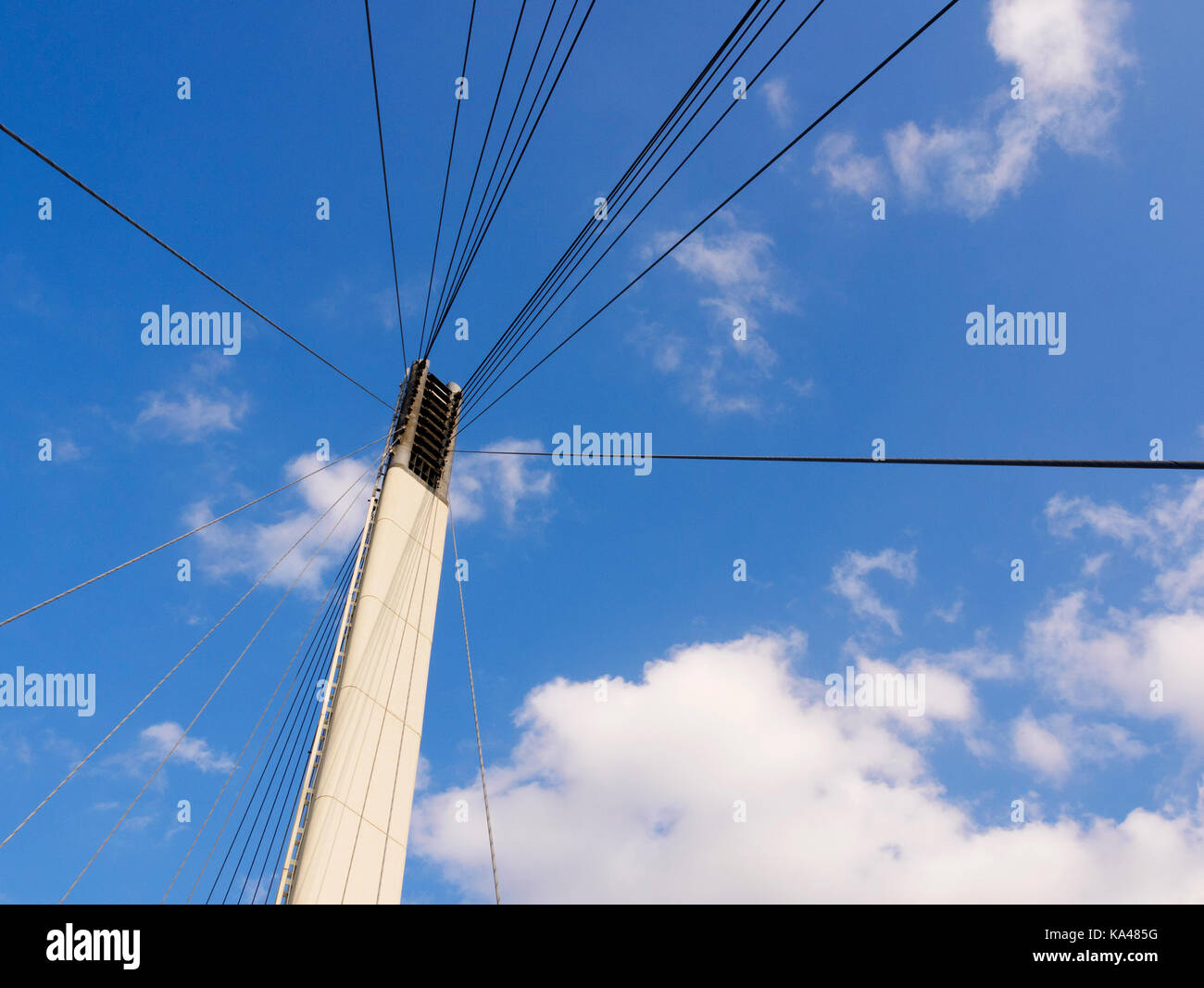 Stay cable design hi-res stock photography and images - Alamy