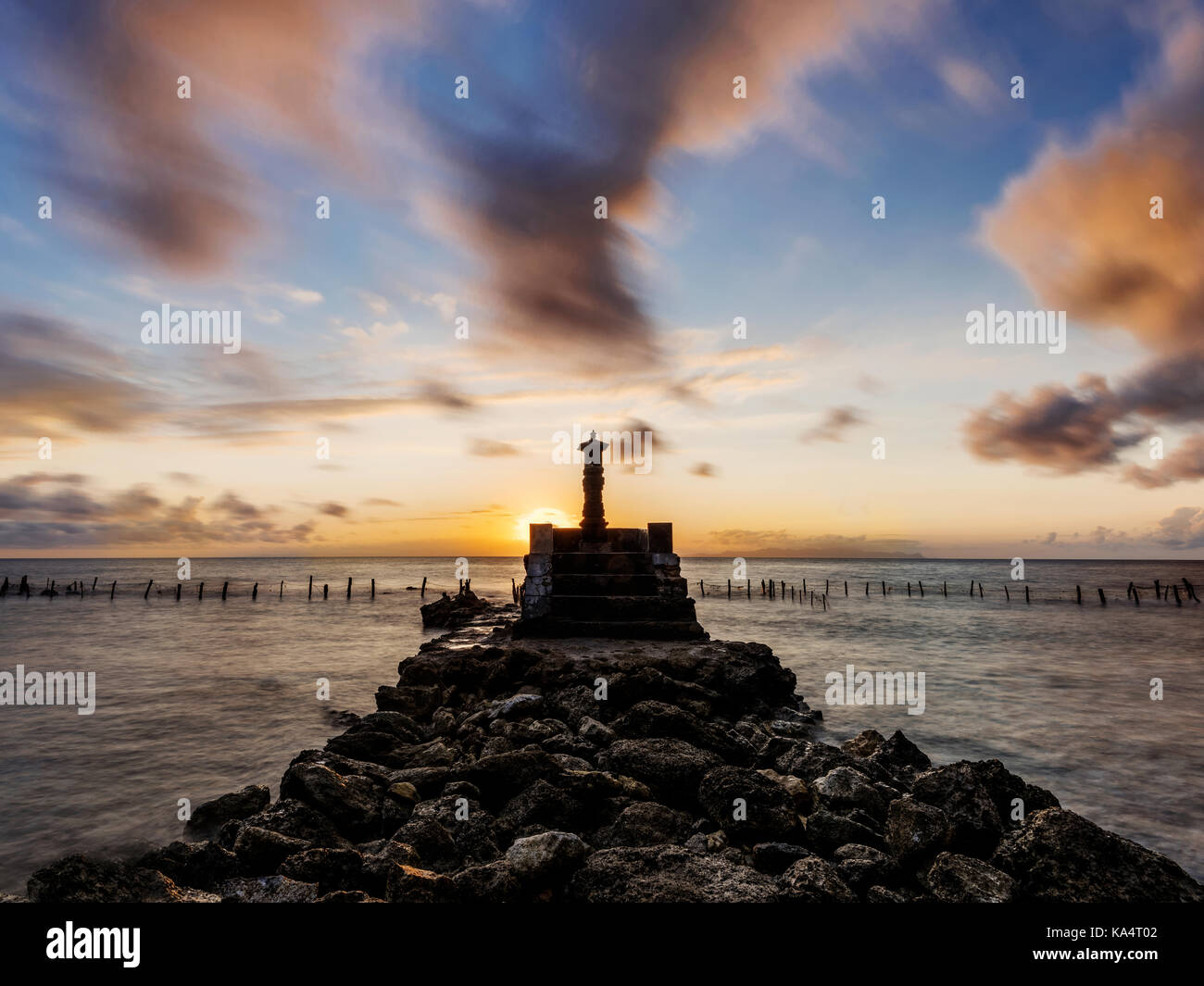 Indonesia island bali statue goddess hi-res stock photography and ...