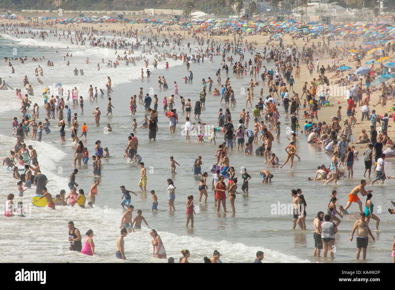 Crowds on beach, Labor Day 2017, Santa Monica, Los Angeles, California ...