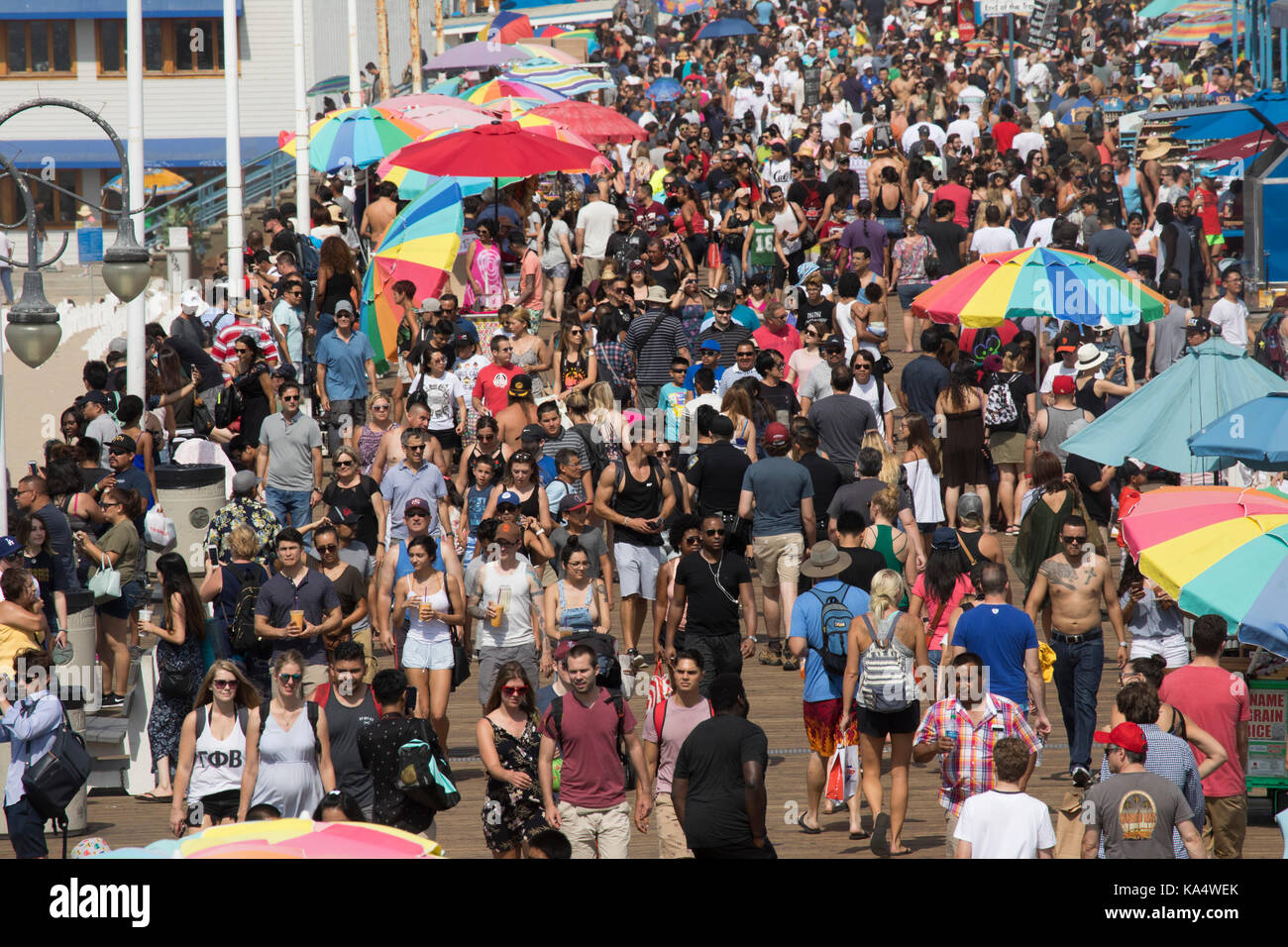 Los Angeles Crowd Crowds People High Resolution Stock Photography and ...