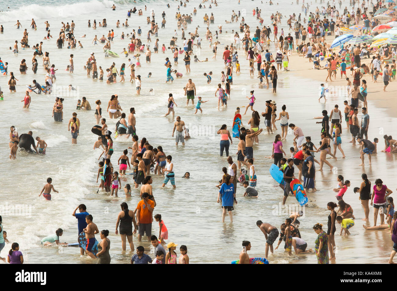 Crowds on beach, Labor Day 2017, Santa Monica, Los Angeles, California ...