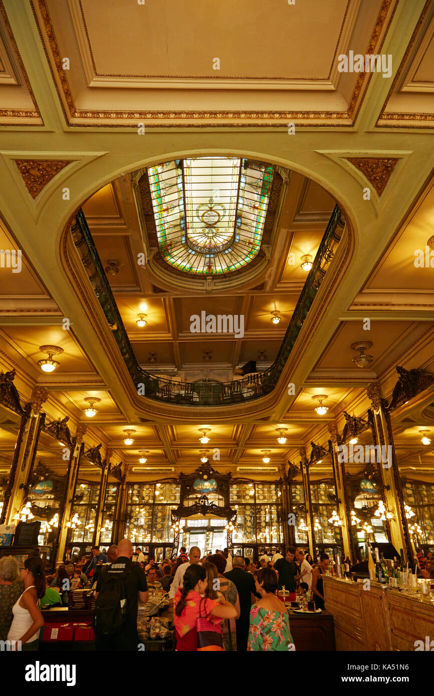 Coffee shop interior america hi-res stock photography and images - Alamy