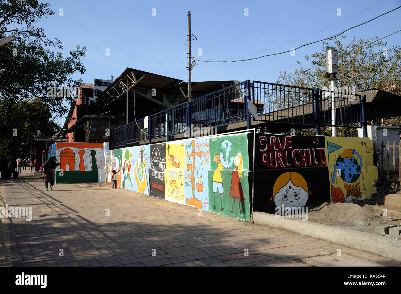 Circle walls hi-res stock photography and images - Alamy