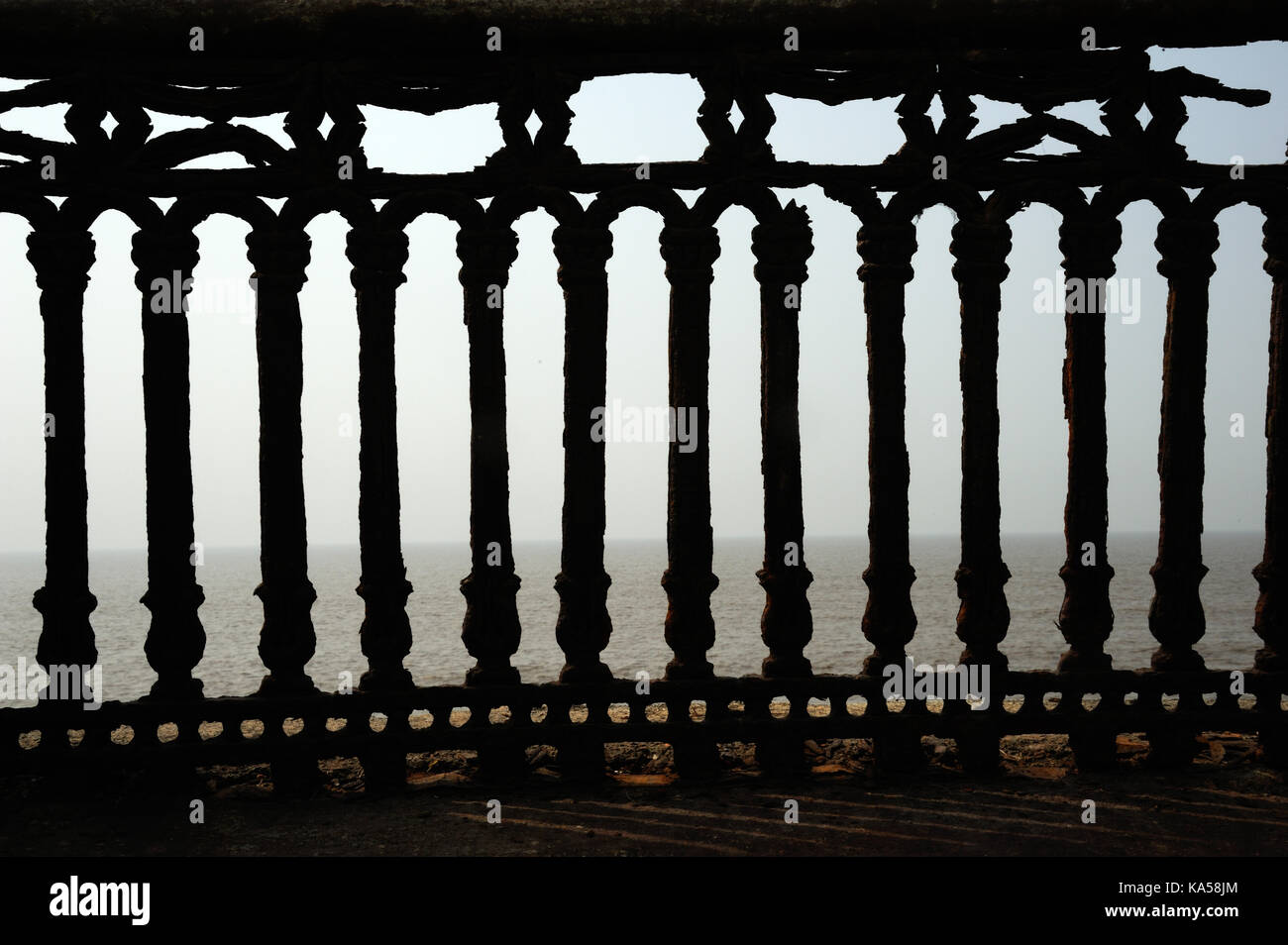 Rusted pillars hi-res stock photography and images - Alamy