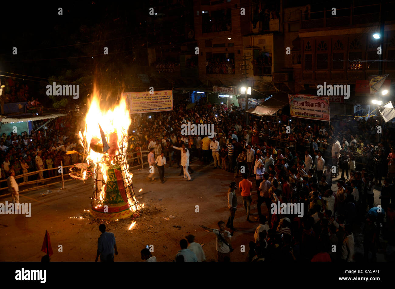 burning ravana effigy Dussehra festival, jodhpur, rajasthan, India ...