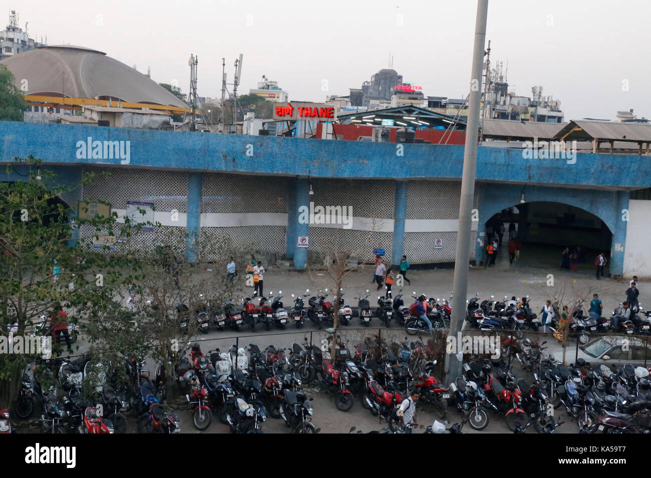 Thane railway station, thane, maharashtra, India, Asia Stock Photo - Alamy
