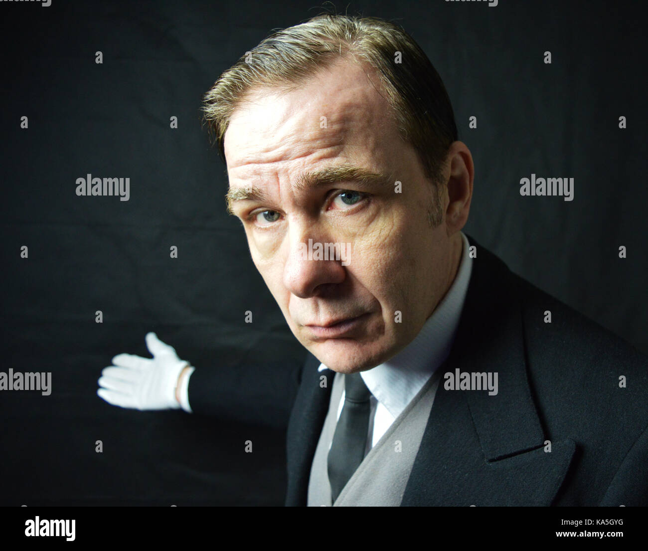 Jeeves butler hi-res stock photography and images - Alamy