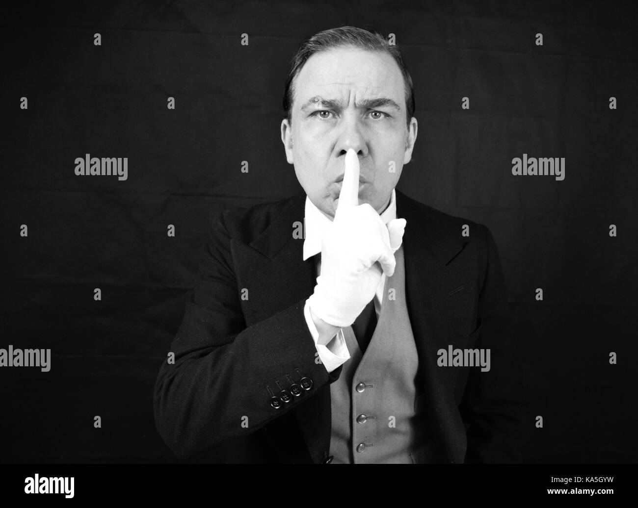 Jeeves butler hi-res stock photography and images - Alamy