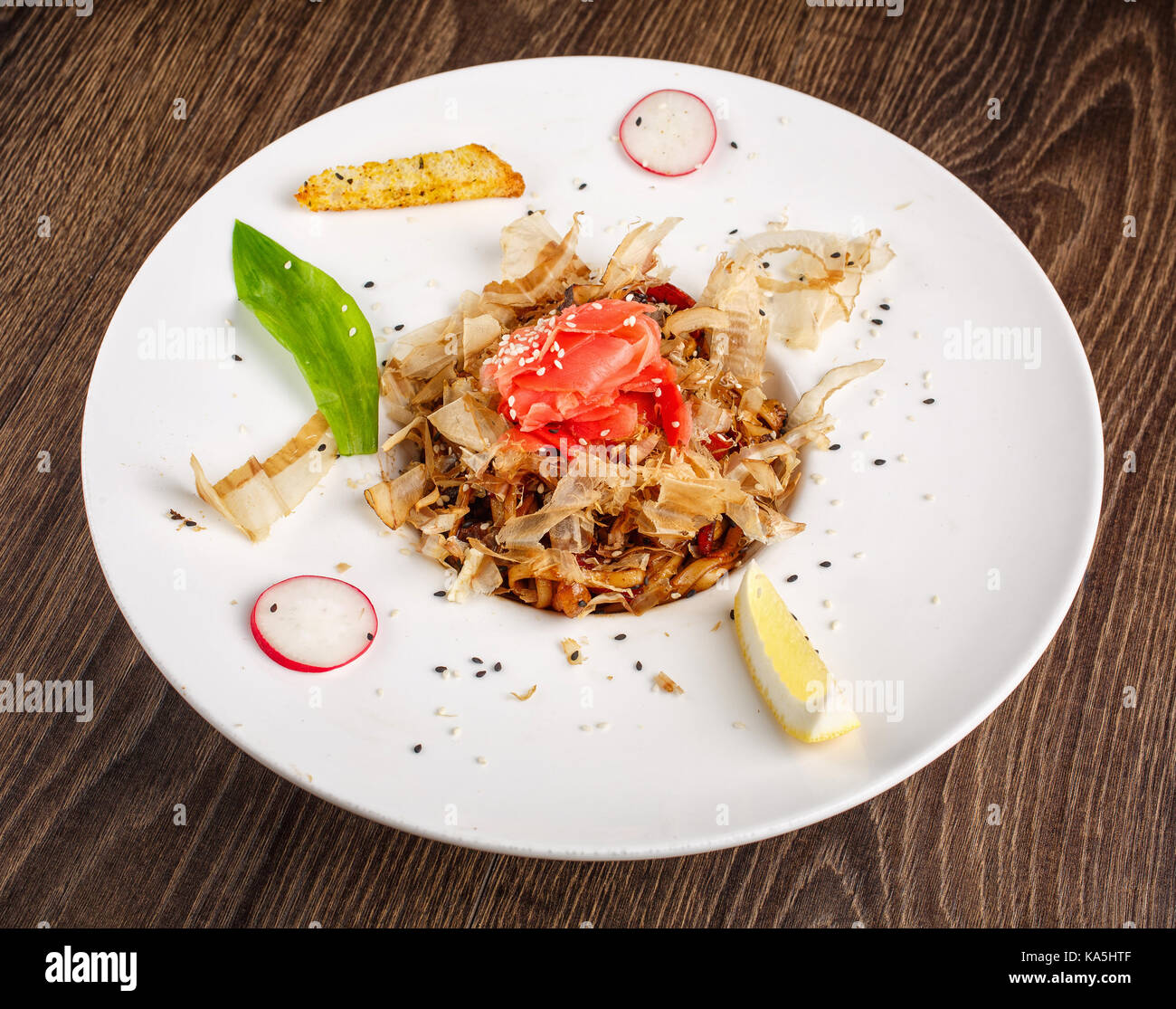 Pasta fish hi-res stock photography and images - Alamy