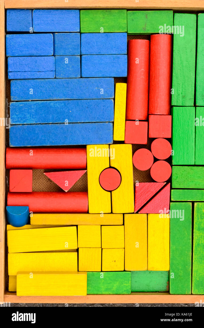 Box of bric a brac hi-res stock photography and images - Alamy