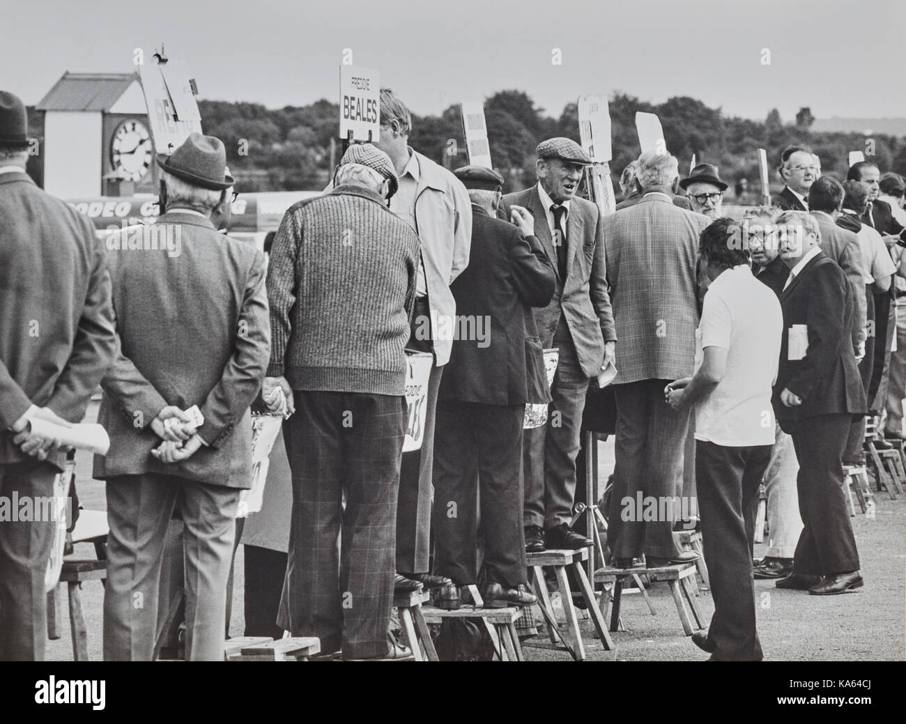 1980s bookmakers hi-res stock photography and images - Alamy