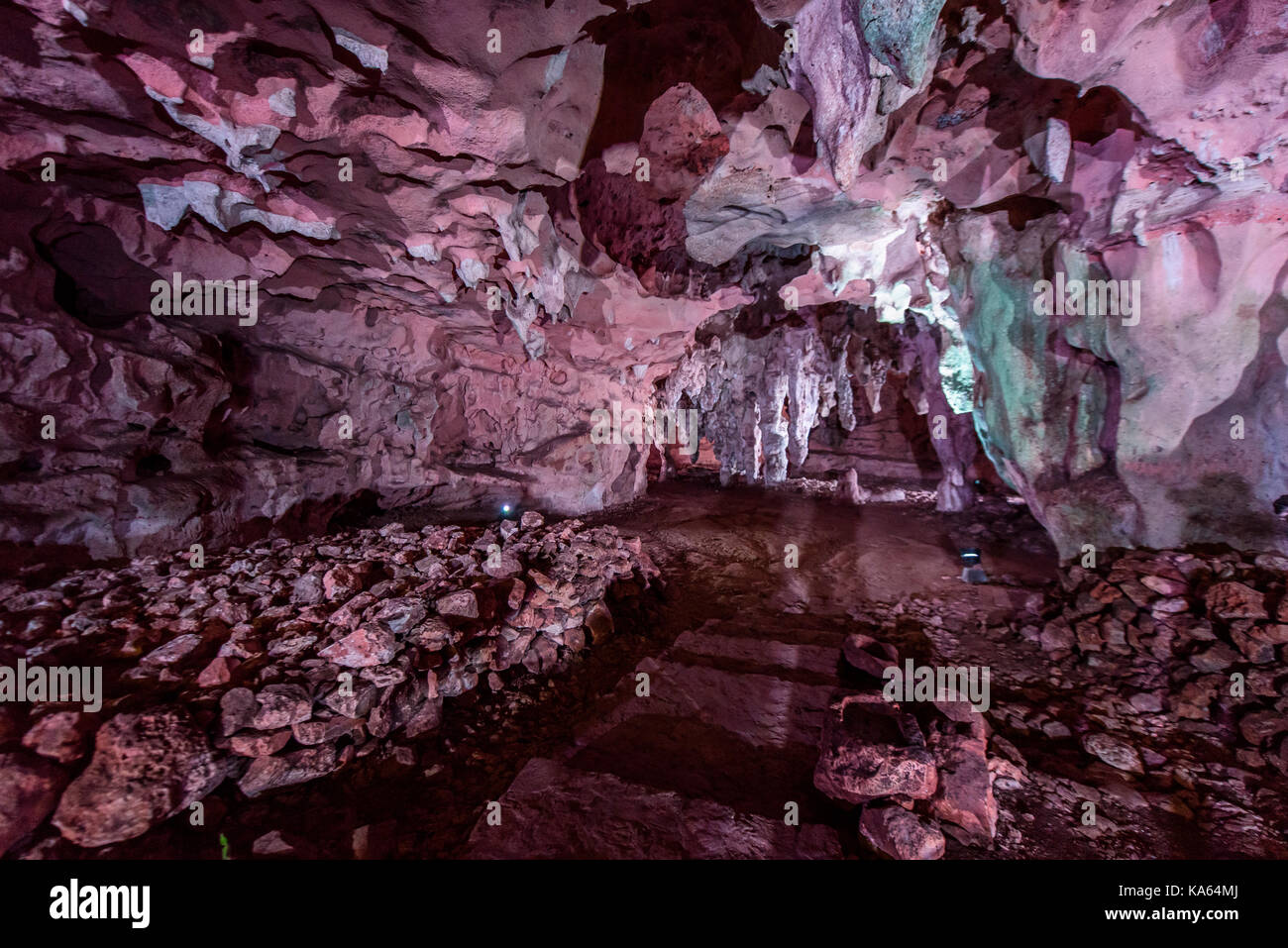Loltún caves hi-res stock photography and images - Alamy