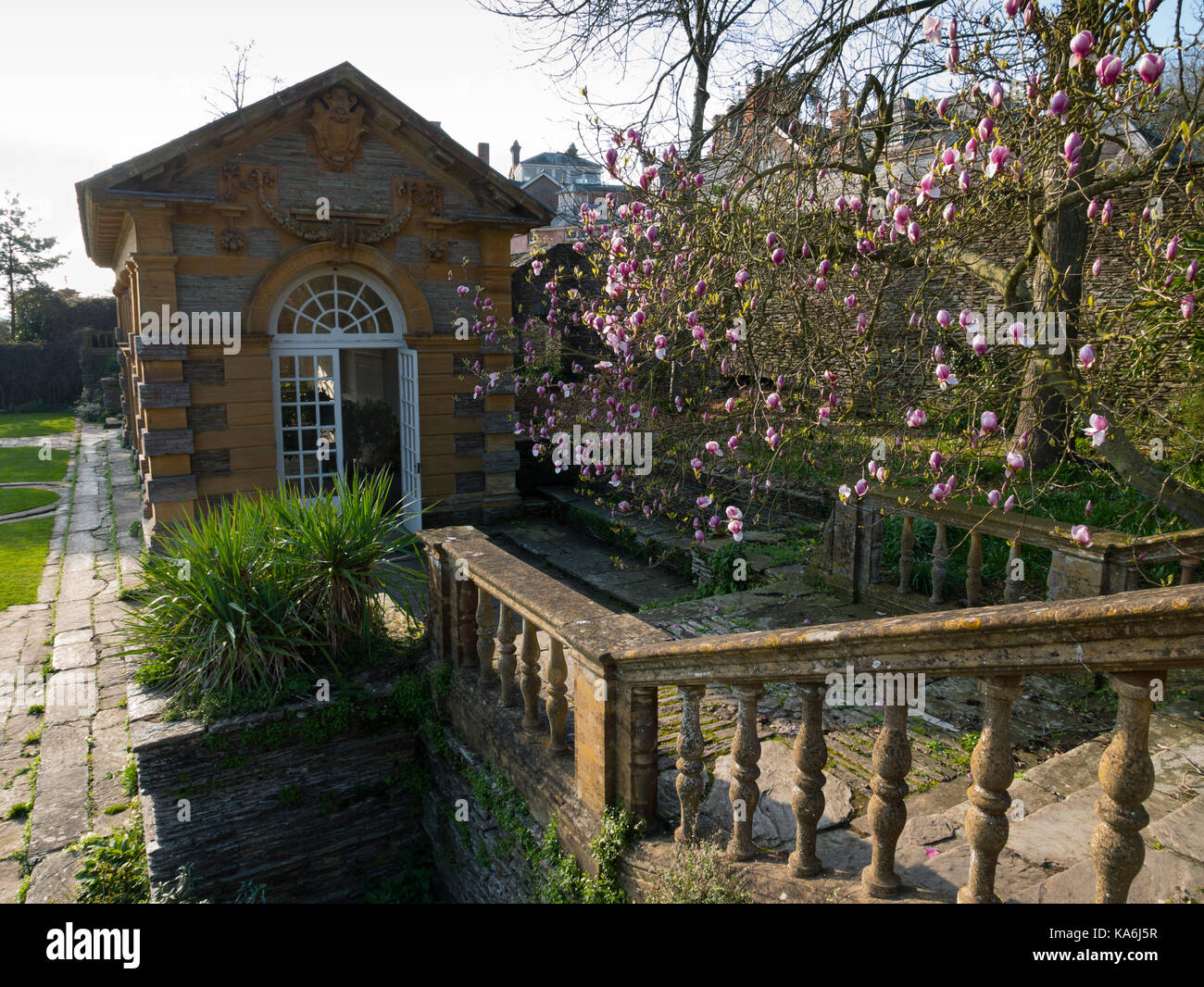 House orangery hi-res stock photography and images - Alamy