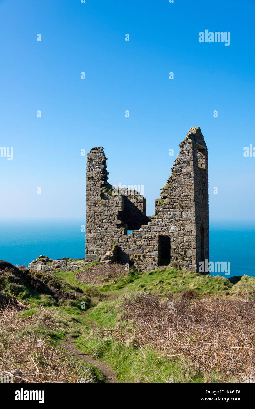 Poldark mine tin cornwall hi-res stock photography and images - Alamy