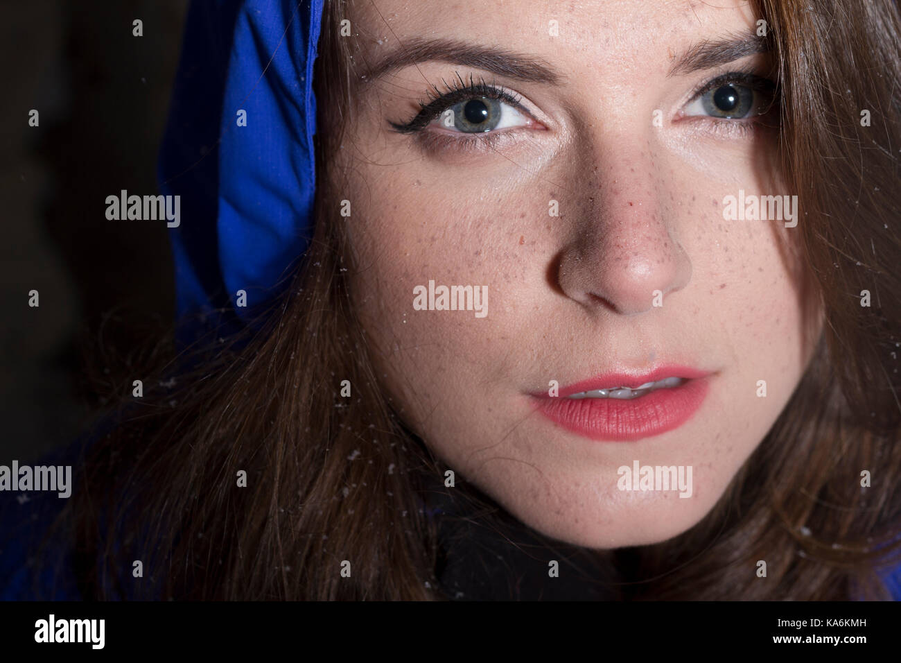 Freckles brunette hi-res stock photography and images - Alamy