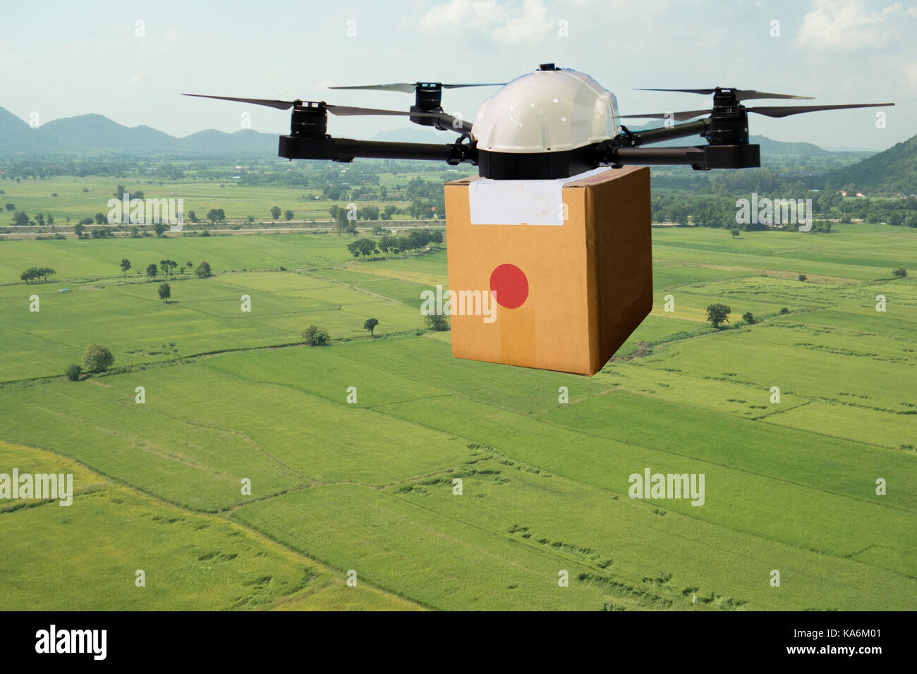 Agriculture agricultural shipping box hi-res stock photography and ...